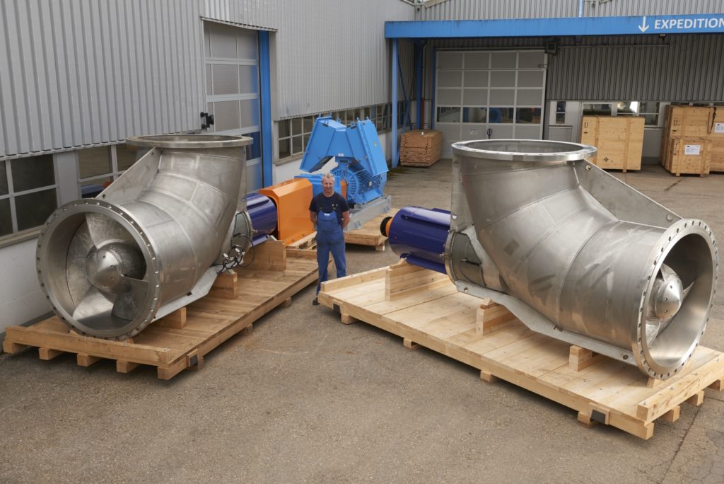 Assembly of an Egger Elbow Propeller Pump size DN 1300 | Egger Pumps